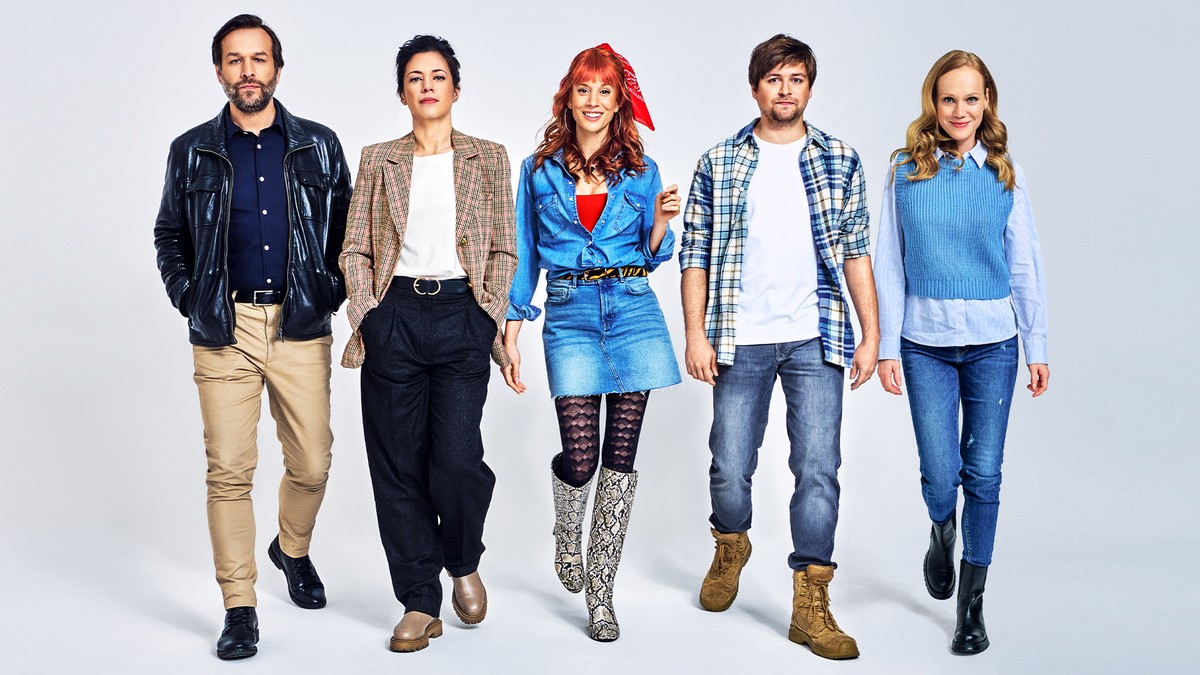 Výnimočná Nikol - Sledujte celé časti online | Voyo